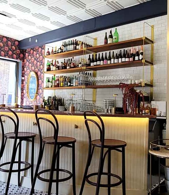 parisian inspired bar alabama ftr