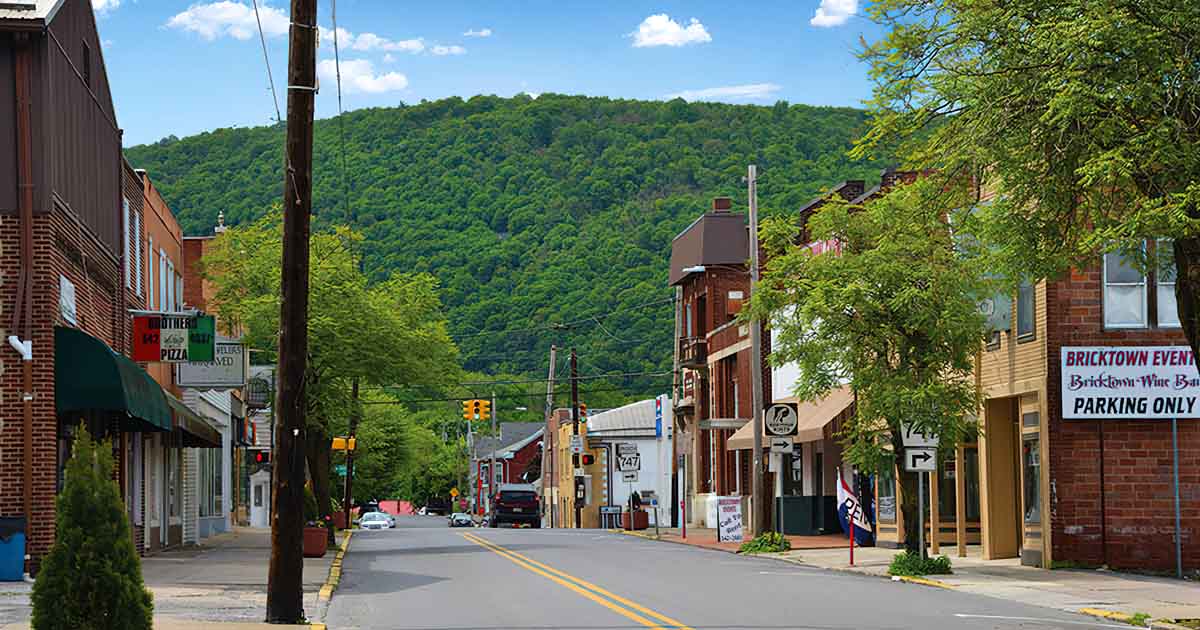 This Pennsylvania Town Is The Kind Of Place Where Nobody Seems Rushed