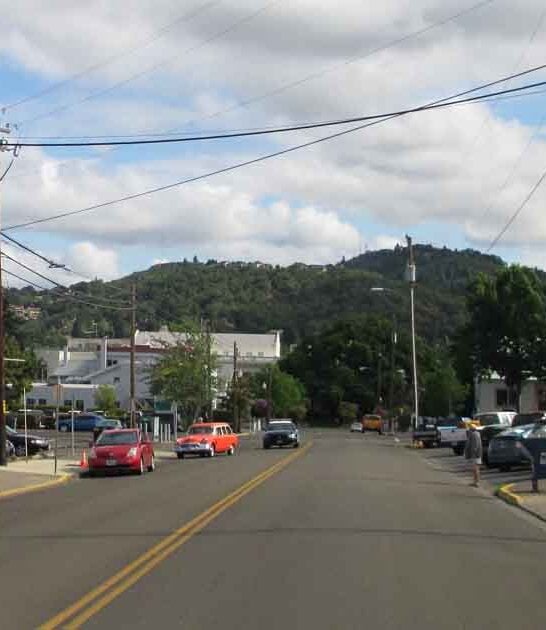 quaint oregon towns inexpensive ftr