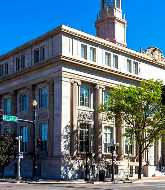 quiet colorado towns retirees ftr