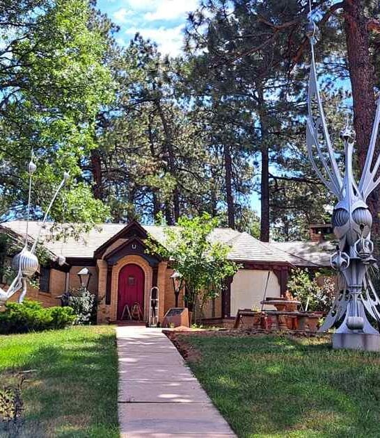 quirky sculpture park colorado ftr