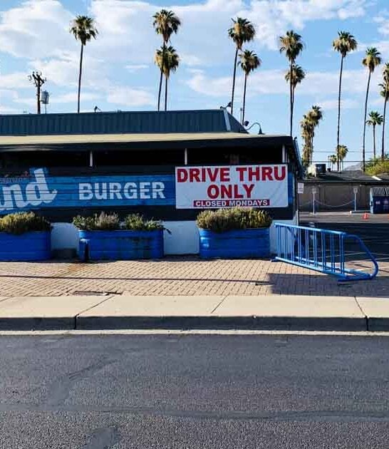 restaurant arizona unforgettable cheeseburger ftr