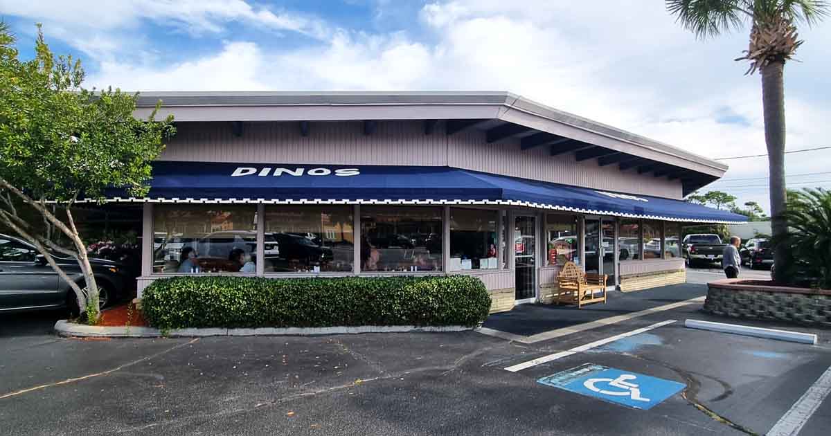 This Retro Pancake Joint Has Been A South Carolina Treasure For Decades