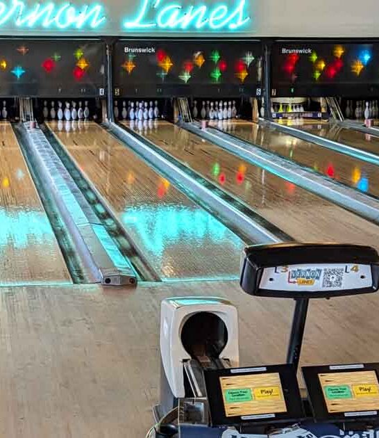 retro kentucky bowling alley ftr