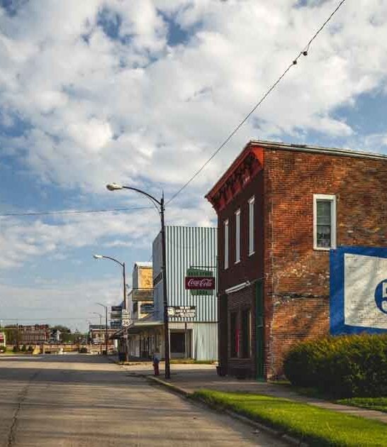 sleepy missouri town homes ftr