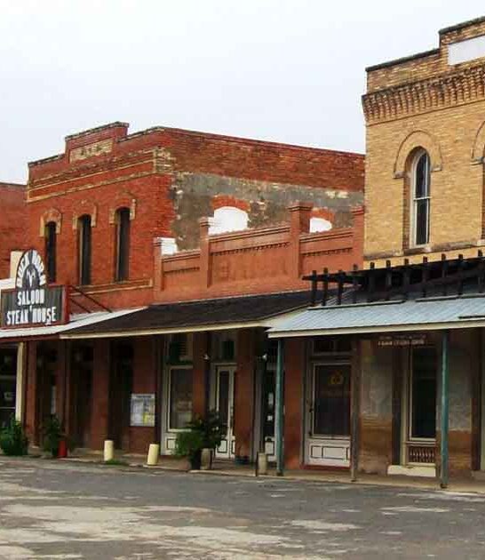 small charming town texas ftr