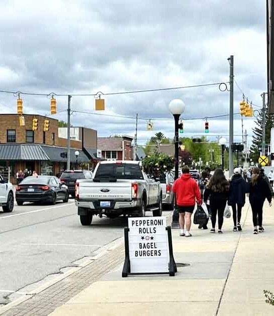 small towns michigan retirement ftr