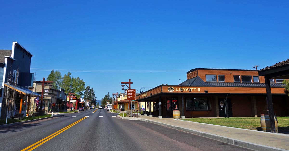 12 Sleepy Little Towns In Oregon Where You Can Truly Get Away From It All