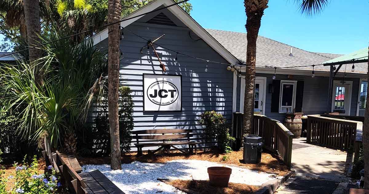 This South Carolina Bar Has Live Music, Cold Drinks And Mouth-Watering ...