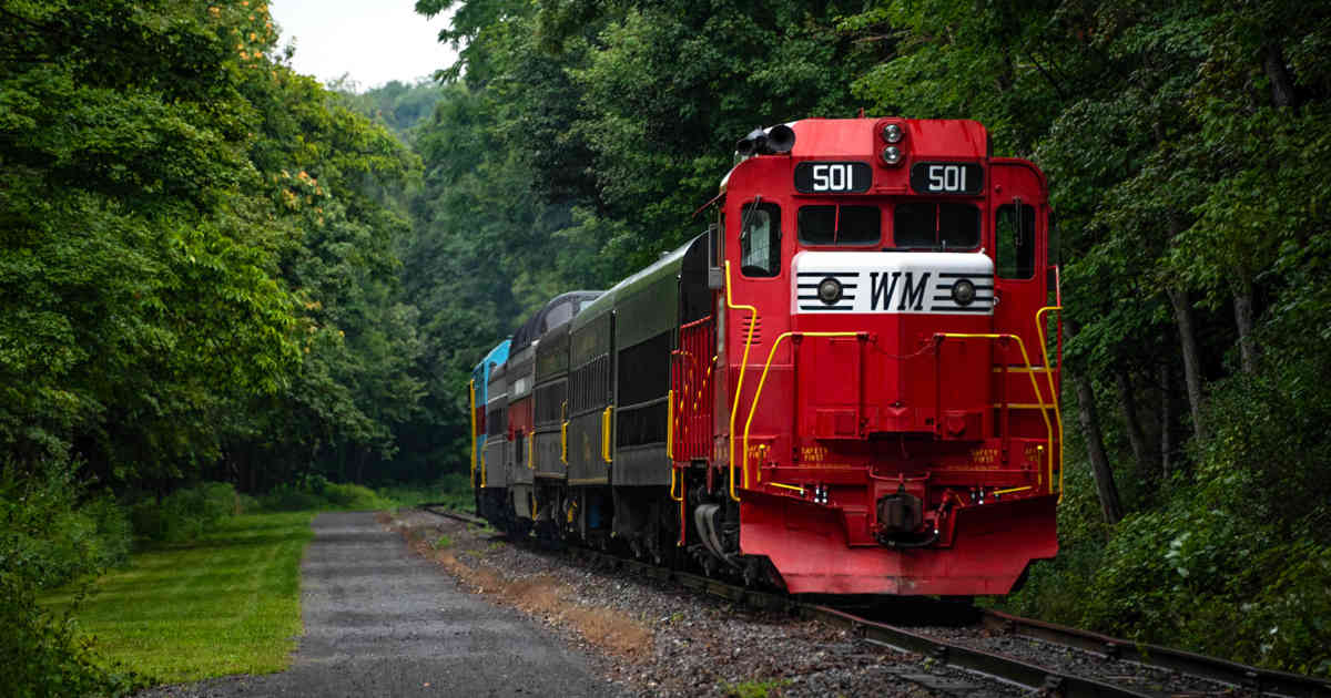 6 Spectacular Day Trips In Maryland You Can Only Experience By Train