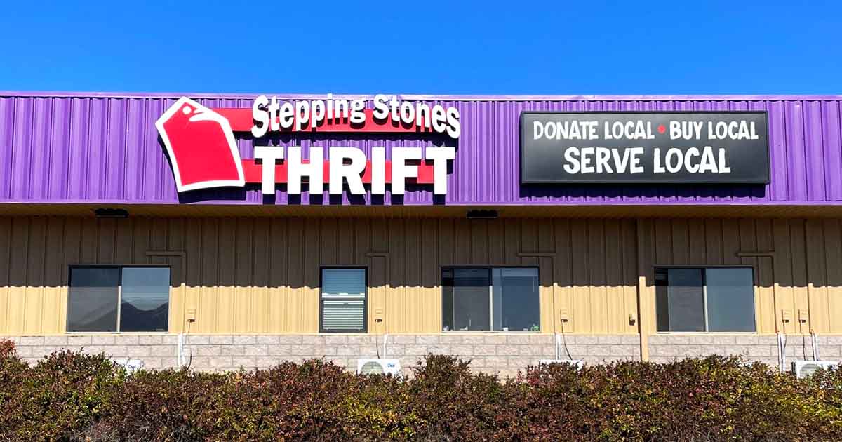 You Could Spend Hours In This Sprawling Arizona Thrift Store And Never ...