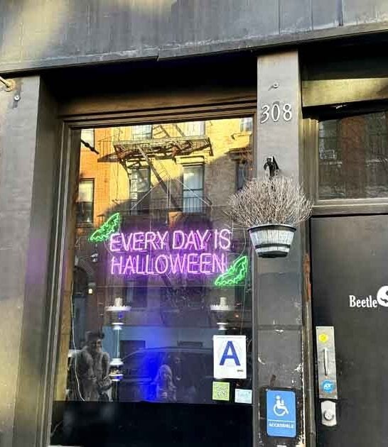 spooky new york restaurant ftr