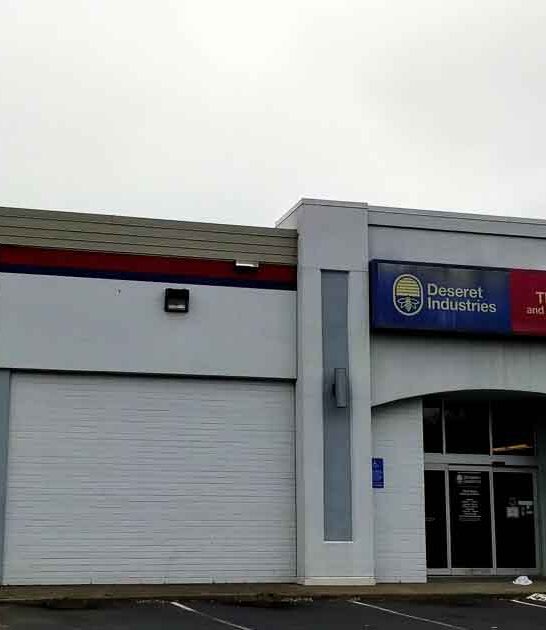 sprawling oregon thrift store ftr