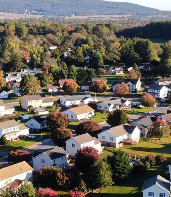 storybook-maryland-mountain-town-FTR