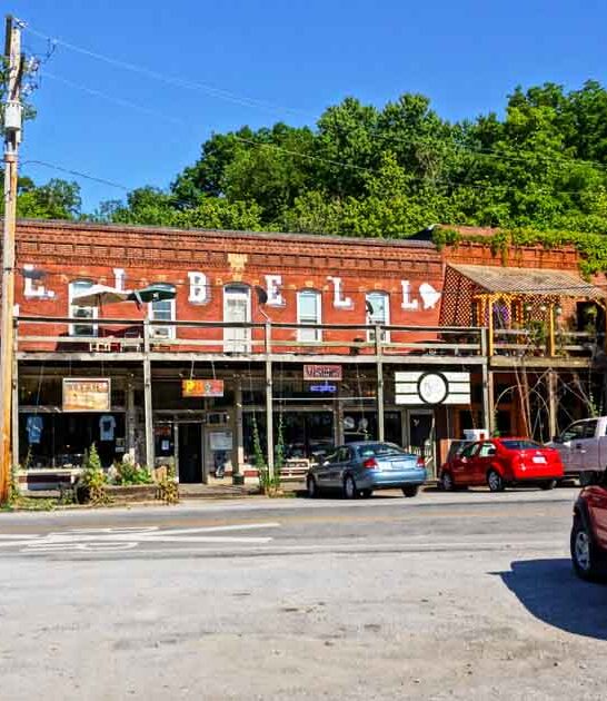 tiny village illinois charm ftr