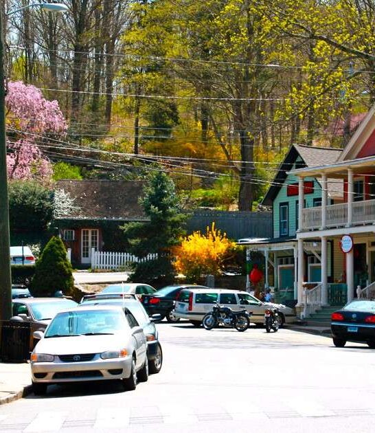 town community living connecticut ftr