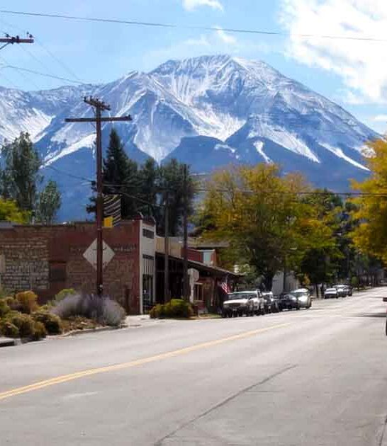 town less tourists colorado ftr