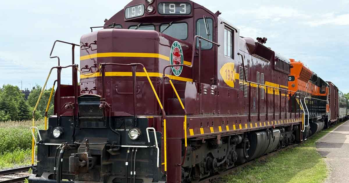This Little-Known Train Ride In Minnesota Is The Most Enchanting ...