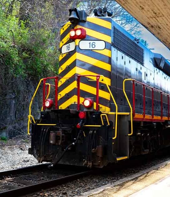 This Little-Known Train Ride In Virginia Is The Most Enchanting Experience You&rsquo;ll Ever Have