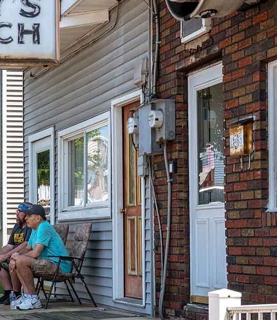 unassuming burger pennsylvania legend ftr