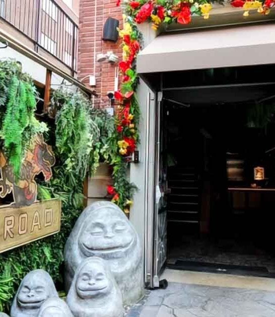 unbelievable themed restaurants massachusetts ftr