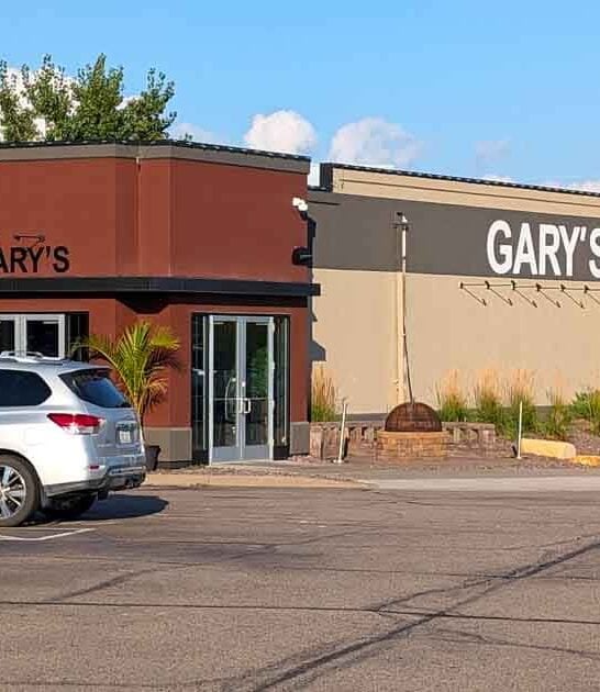 unpretentious supper club minnesota ftr