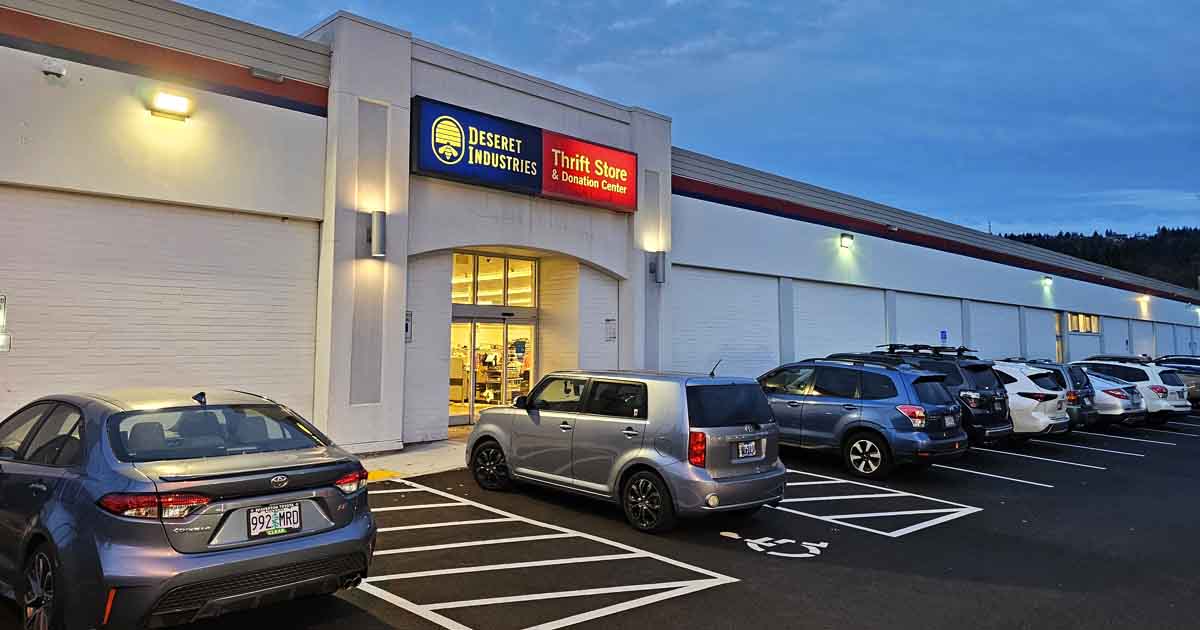 The Unbelievably Huge Thrift Store In Oregon Where Everything Is A Steal