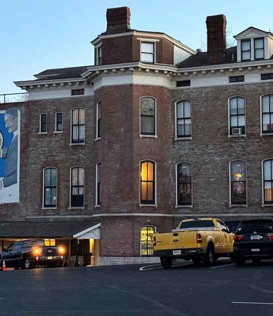 victorian mansion restaurant missouri ftr