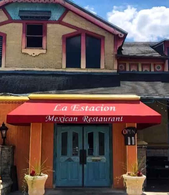 vintage car wisconsin restaurant ftr