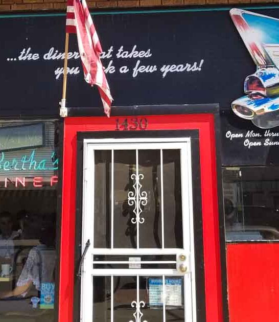 vintage restaurant new york ftr