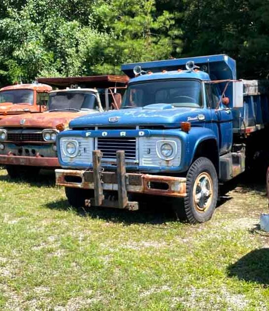 Step Inside This Incredible Connecticut Truck Museum That Will Whisk You Back In Time