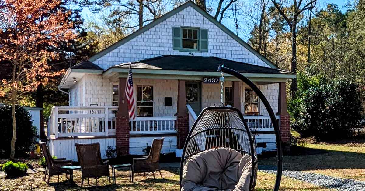 Locals Can't Stop Raving About The Breakfast At This Unassuming ...