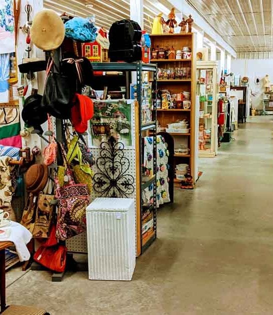 The Underrated Antique Store In Virginia With Hard-To-Find Vintage Treasures And Quirky Collectibles
