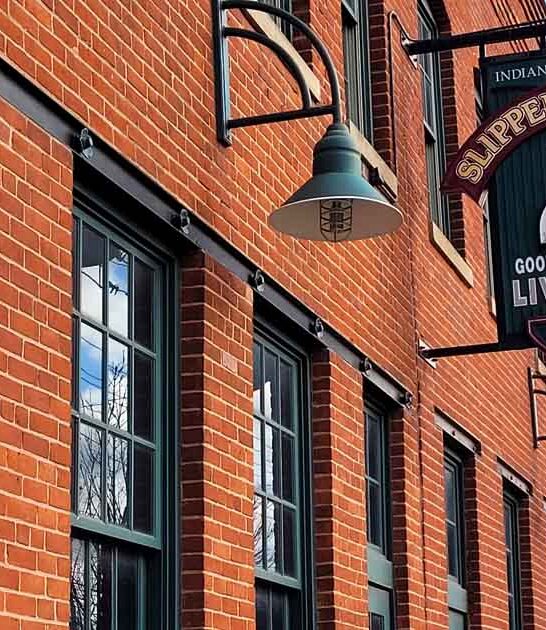 visit oldest bar indiana ftr