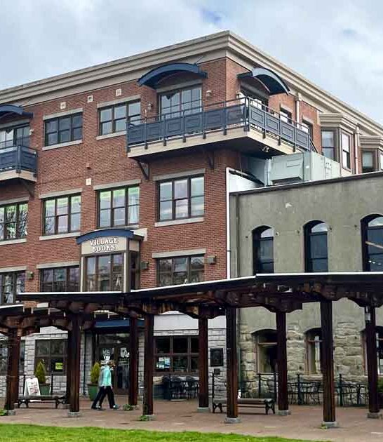 washington lovely charming bookstore ftr