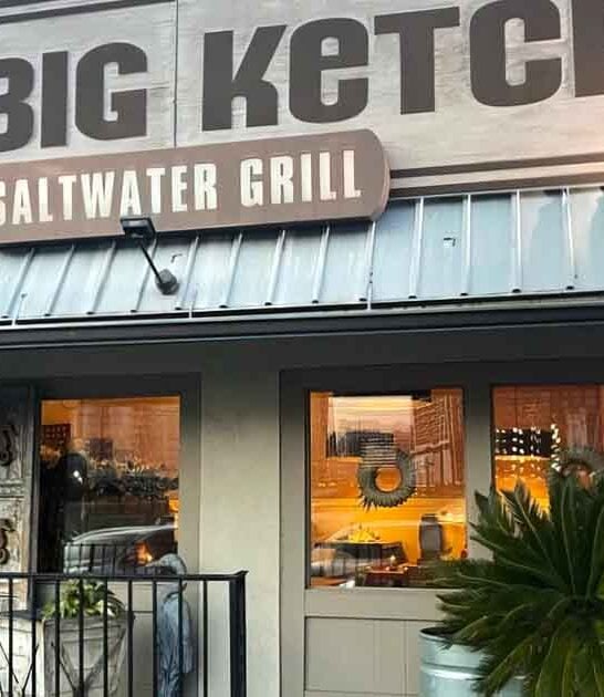 whimsical beach restaurant georgia ftr