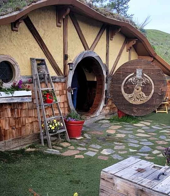 whimsical hobbit house washington ftr