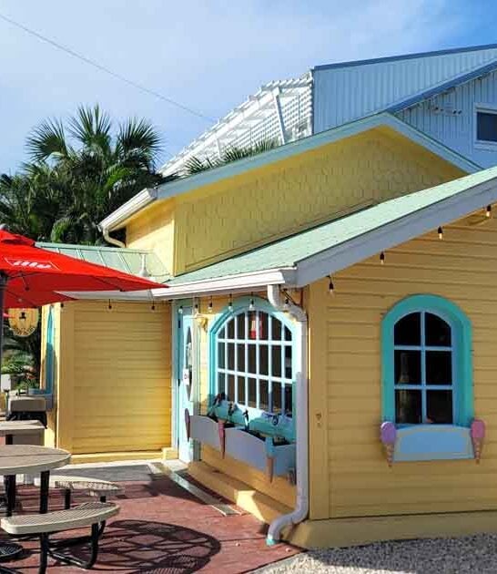 whimsical quirky florida restaurant ftr