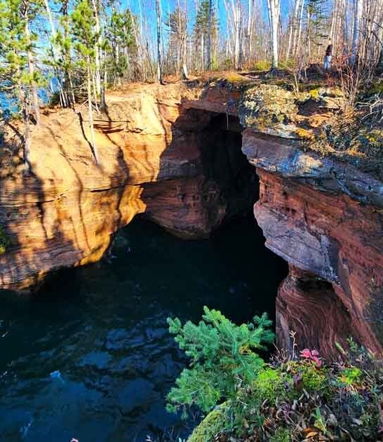 These 7 Natural Wonders In Wisconsin Look Almost Too Beautiful To Be Real
