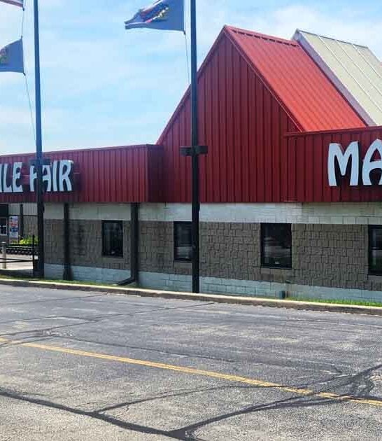 wisconsin large flea market ftr