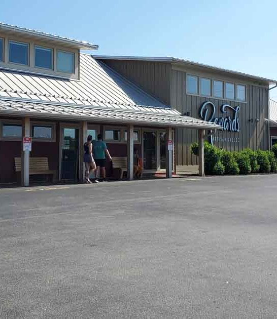 wisconsin unassuming restaurant specialty ftr