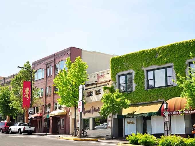 Downtown Ashland wraps you in ivy-covered charm where Shakespeare meets small-town Oregon in the most delightful way.
