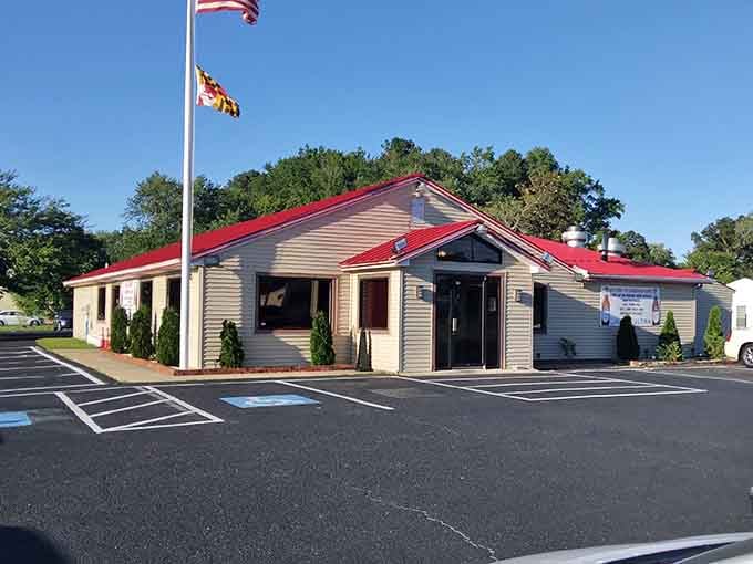 That red roof and tan siding might look humble, but inside waits breakfast glory beyond your wildest dreams.