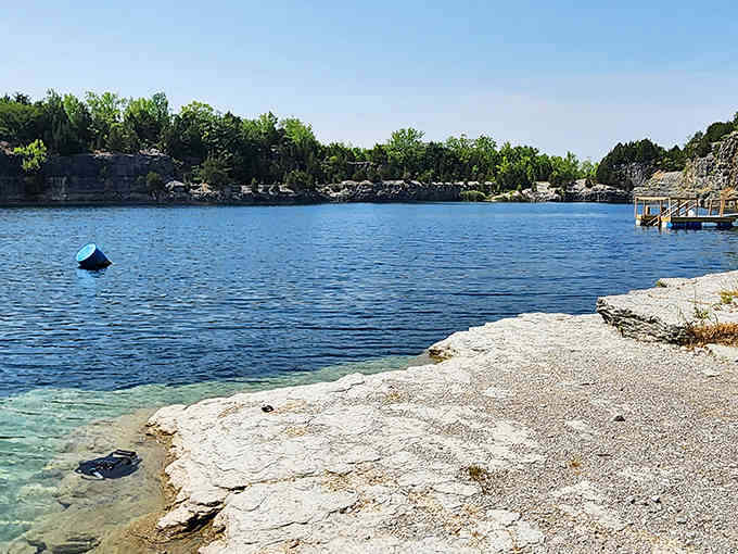 Where limestone meets liquid perfection, creating visibility that would make Jacques Cousteau do a double-take.