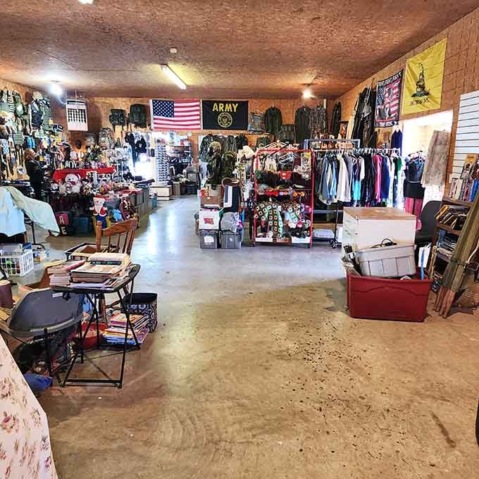 The Great American Flea Market welcomes you with that classic roadside charm that makes Missouri weekends worth living for.