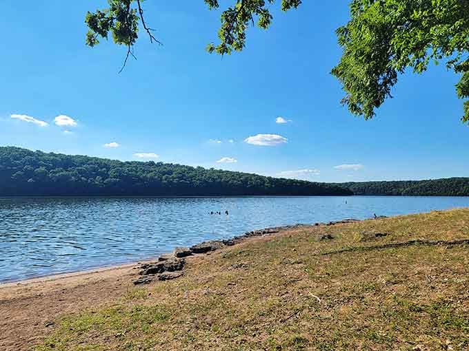 Clear blue skies, calm waters, and actual sand&mdash;basically everything you need for a perfect lake day.