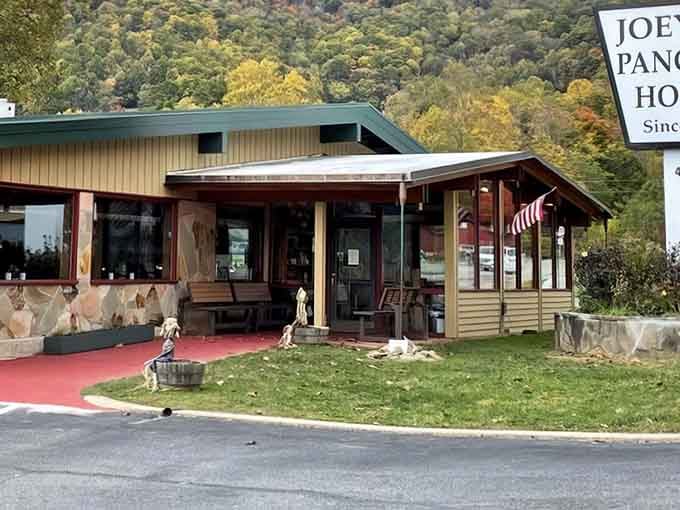 That red carpet entrance isn't just for show&mdash;it's preparing you for the breakfast royalty treatment awaiting inside.