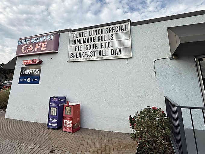 That unassuming white building holds more breakfast magic than a dozen trendy brunch spots combined.