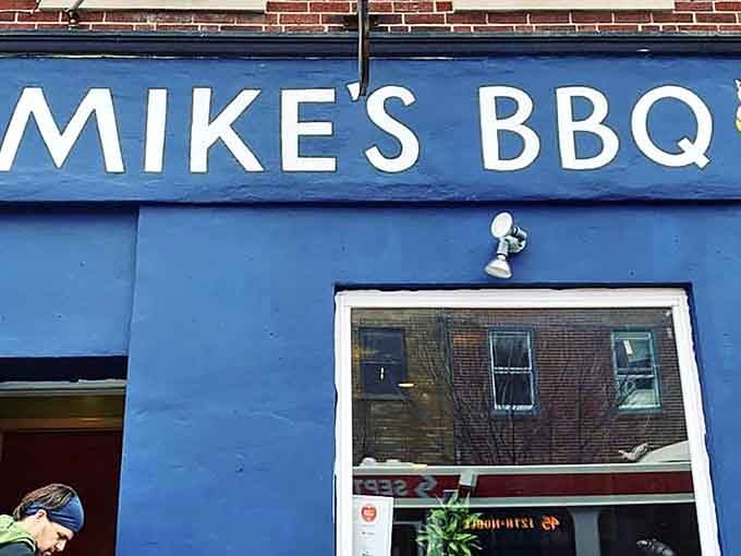 That blue exterior isn't just eye-catching—it's a beacon calling you toward barbecue salvation on South Street.
