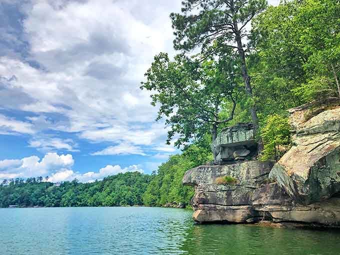 Those rock formations rising from crystal-clear water look like nature's own sculpture garden, minus the pretentious gallery owner.